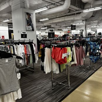 NORDSTROM RACK - Updated December 2025 - 343 Photos & 83 Reviews - 2255 ...