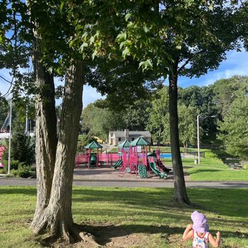LONGBROOK PLAYGROUND - Updated December 2025 - 103 Glendale Rd ...