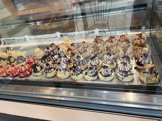 CAKES BY JEFF THE CHEF - 530 Photos & 84 Reviews - 405 K St, Sacramento ...