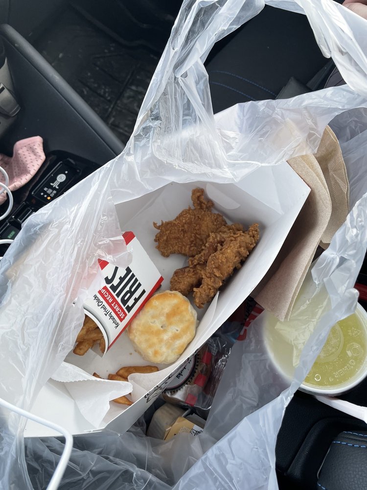 KFC - Updated August 2025 - 11 Photos & 49 Reviews - 5060 Central Ave ...