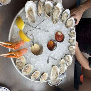 THE SALT LINE - BETHESDA - Updated August 2024 - 161 Photos & 115 ...