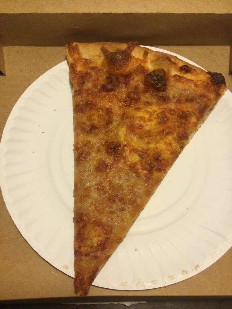 BIG Y PIZZA & GRINDER SHOP - Updated December 2025 - 70 Wauregan Rd ...