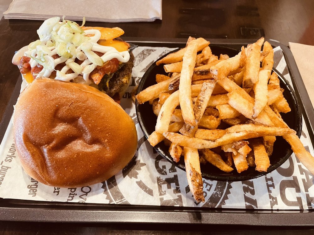 THE WORKS GOURMET BURGER BISTRO - Updated November 2025 - 106 Photos ...