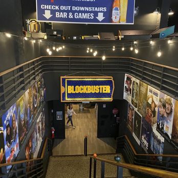 RECBAR 812 - Updated December 2025 - 374 Photos & 98 Reviews - 336 ...