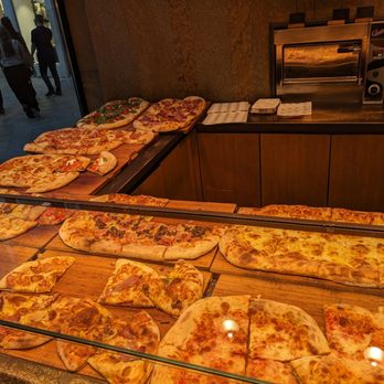 FARINI - Updated October 2025 - 268 Photos & 159 Reviews - Sestiere ...