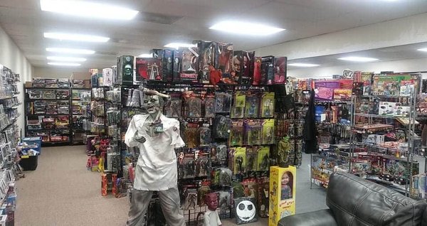 VINTAGE TOY UNIVERSE - Updated December 2025 - 6136 SW State Rd 200 ...