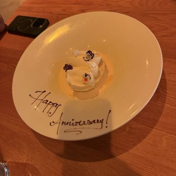 LALA - Updated August 2025 - 150 Photos & 48 Reviews - 1000 The Mall Of ...