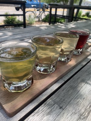 LOCKHORN CIDER HOUSE - 80 Photos & 55 Reviews - 21 S Wallace Ave ...