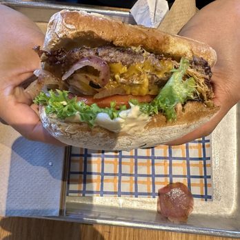 SUPER DUPER BURGERS - Updated August 2024 - 968 Photos & 737 Reviews ...