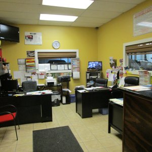 NORTH HAVEN AUTO BODY - Updated May 2025 - 25 Photos & 55 Reviews - 281 ...