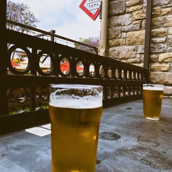 TOPA TOPA BREWING COMPANY - Updated December 2025 - 66 Photos & 68 ...