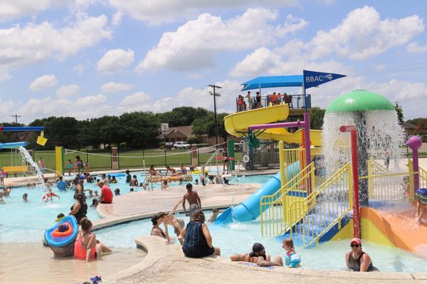 BLUE BELL AQUATIC CENTER - 15 Photos - 1800 E Tom Green St, Brenham ...