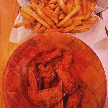 GATORS WING SHACK GRILL & PIZZERIA - Updated January 2025 - 230 Photos ...