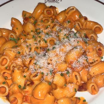 DRAKE’S HOLLYWOOD - Updated August 2024 - 304 Photos & 213 Reviews ...