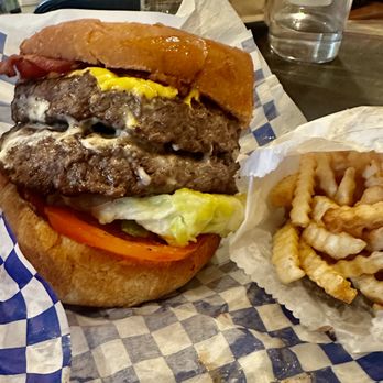 SCOTT’S BURGER SHACK - Updated November 2025 - 236 Photos & 409 Reviews ...
