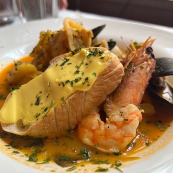 BRASSERIE LE BOUCHON RESTAURANTS - Updated November 2024 - 233 Photos ...