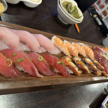 SHOW SUSHI - Updated December 2024 - 4120 Photos & 2721 Reviews - 957 W ...