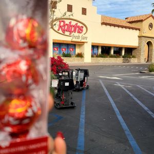 WINCO FOODS - Updated May 2025 - 42 Photos & 135 Reviews - 42-600 ...