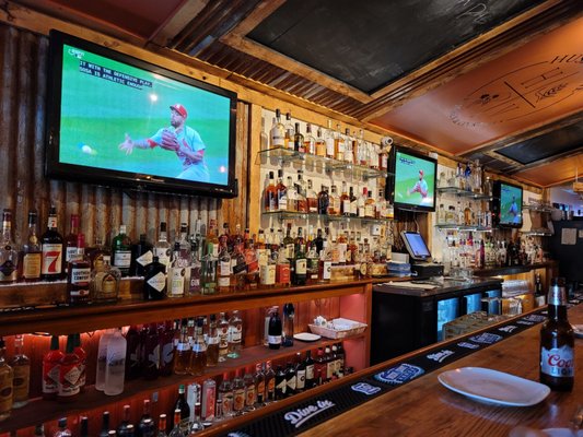 HUSK AND VINE KITCHEN AND COCKTAILS - Updated January 2026 - 364 Photos ...