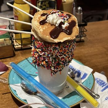 CARNEGIE DINER & CAFE - Updated August 2024 - 377 Photos & 210 Reviews ...