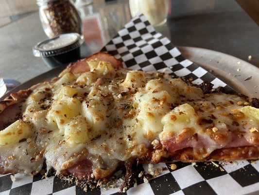 HALL STREET PIZZA - 98 Photos & 163 Reviews - 15917 SW Hall Blvd ...