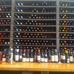 BIN 152 - 135 Photos & 191 Reviews - Wine Bars - 152 King St ...