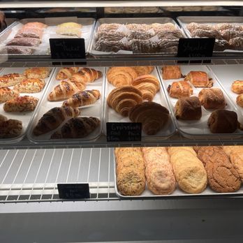 HIGH RISE BAKERY - Updated March 2025 - 73 Photos & 82 Reviews - 118 E ...