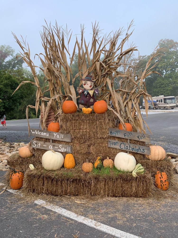 CLABOUGH’S CAMPGROUND - 405 Wears Valley Rd, Pigeon Forge, Tennessee ...