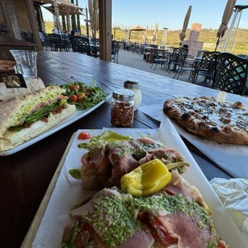 ROBERT RENZONI VINEYARDS - Updated May 2024 - 975 Photos & 729 Reviews ...
