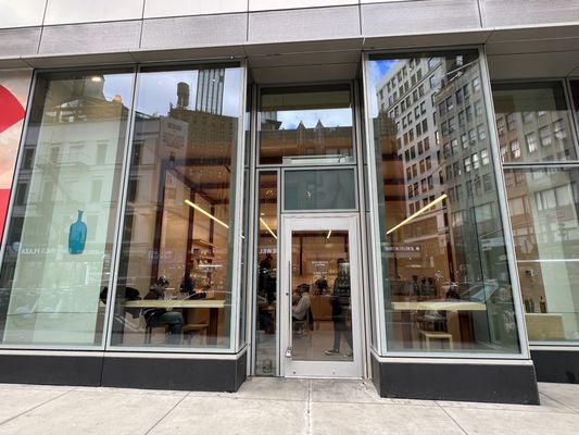 BLUE BOTTLE COFFEE - NOMAD - Updated August 2025 - 16 Photos & 14 ...