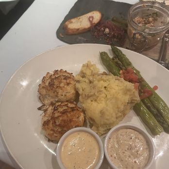 J GILBERT’S - Updated August 2024 - 1424 Photos & 1087 Reviews - 6930 ...