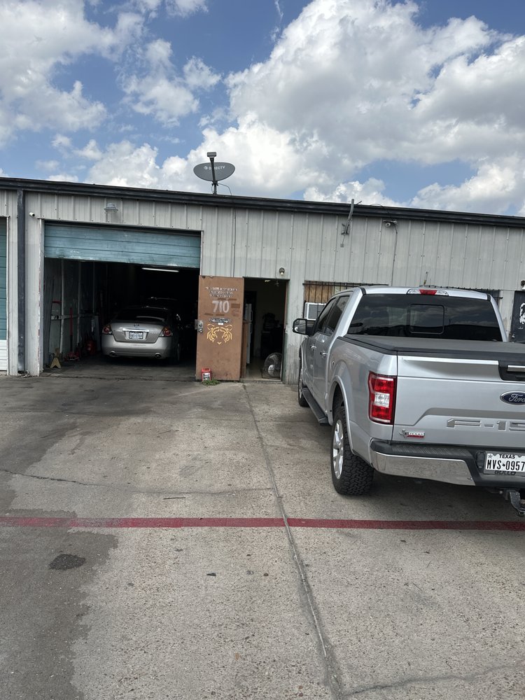 PADILLAS GARAGE - Updated May 2026 - Request a Quote - 7676 North Fwy ...