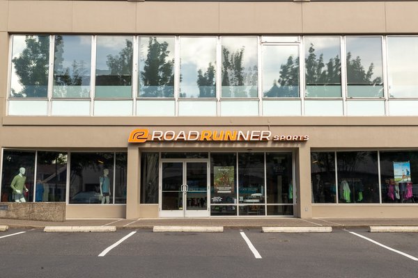 ROAD RUNNER SPORTS - 53 Photos & 68 Reviews - 29 NW 23rd Pl, Portland ...