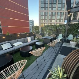 TREEHOUSE ROOFTOP - Updated July 2025 - 180 Photos & 72 Reviews - 411 ...