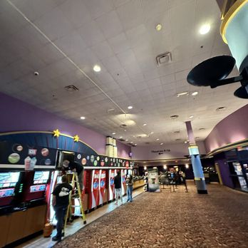 AMC CLIFTON COMMONS 16 - Updated January 2026 - 210 Photos & 251 ...