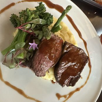 TEN 3 - Updated September 2024 - 600 Photos & 349 Reviews - 30 Tramway ...