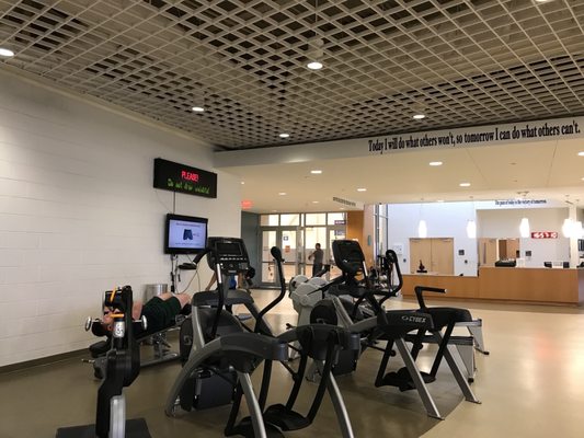 DOVER AFB SPORTS AND FITNESS CENTER - Updated January 2026 - 10 Photos ...