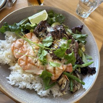 PACIFIC CATCH - Updated July 2025 - 2338 Photos & 2193 Reviews - 1200 ...