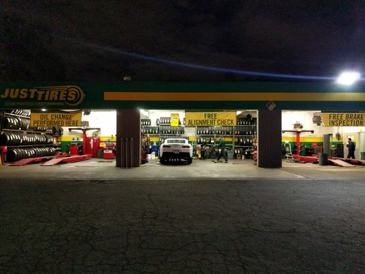 JUST TIRES - Updated September 2025 - 60 Photos & 271 Reviews - 4708 ...