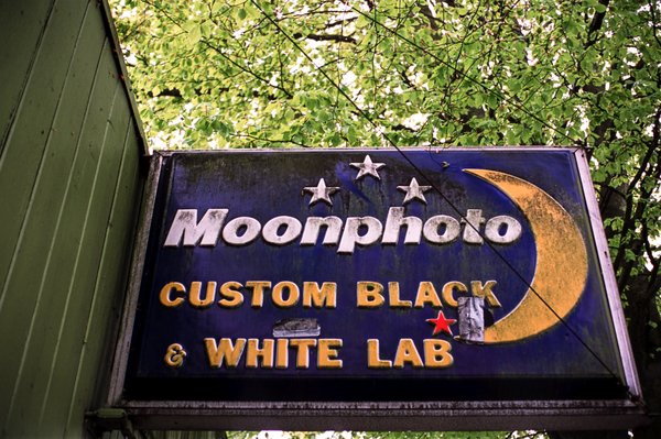 MOONPHOTO - 38 Photos & 40 Reviews - Photography Stores & Services ...