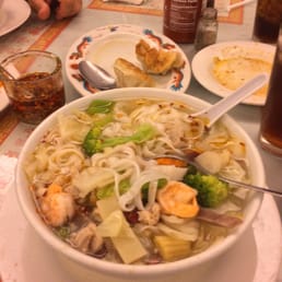A GOLDEN DRAGON CHINESE RESTAURANT - 42 Photos & 93 Reviews - 1950 E ...