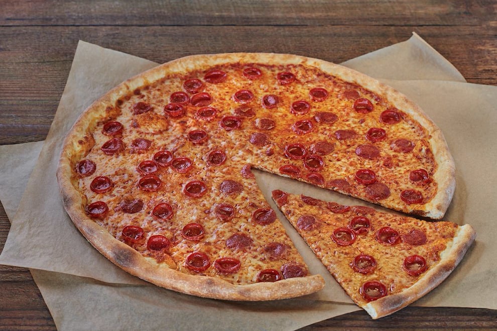 FLIPPIN’ PIZZA - Updated September 2024 - 432 Photos & 594 Reviews ...