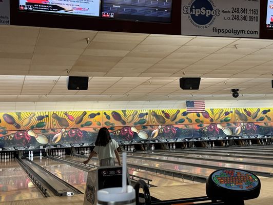 CLASSIC LANES - Updated December 2025 - 23 Photos & 39 Reviews - 2145 ...
