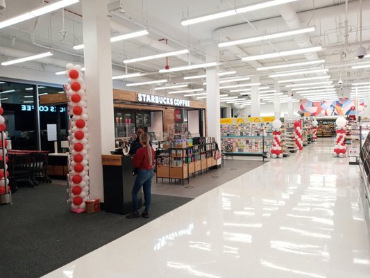 TARGET - Updated July 2025 - 31 Photos & 14 Reviews - 630 N LaSalle Dr ...