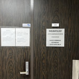 HANAN LOBEL, MD - Updated August 2025 - 23 Reviews - 14649 Victory Blvd ...