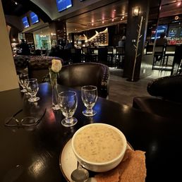 FIN POINT OYSTER BAR & GRILL - Updated October 2025 - 839 Photos & 605 ...