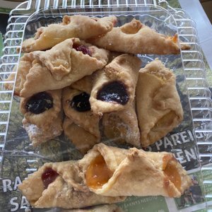 RACINE BAKERY - 71 Photos & 53 Reviews - Bakeries - 6216 S Archer Ave ...