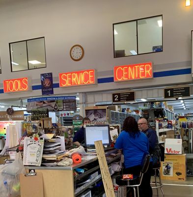 DO IT BEST HOME CENTER - 119 Photos & 32 Reviews - 1538 E 6th St ...