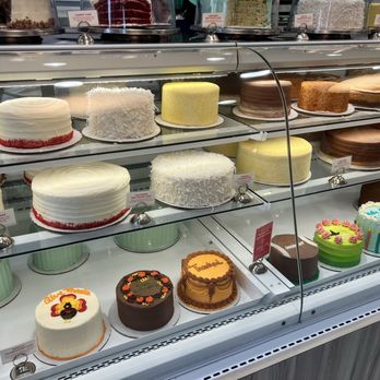 SUSIECAKES - LAUREL VILLAGE - Updated December 2025 - 283 Photos & 144 ...