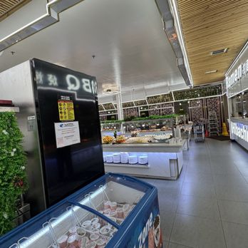 UMI HOTPOT SEAFOOD & SUSHI BUFFET - Updated December 2025 - 289 Photos ...